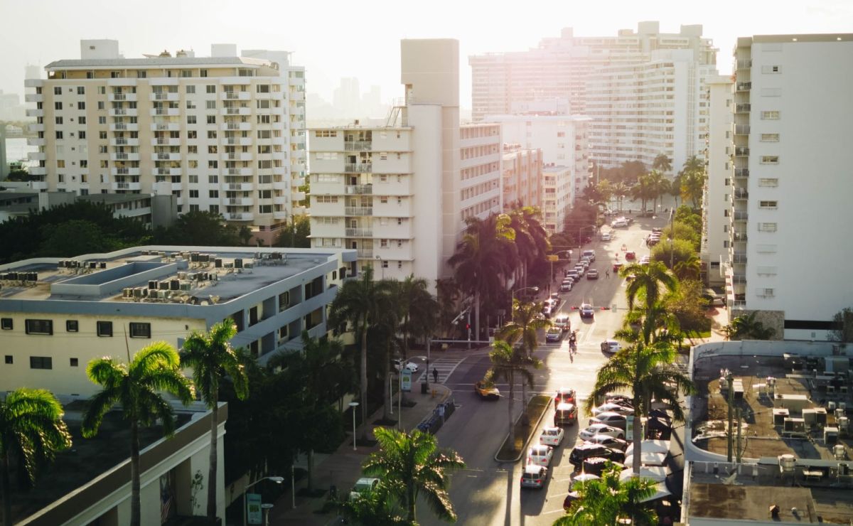 10 Things Latinos Who Grew Up in Miami Can Relate To - HipLatina