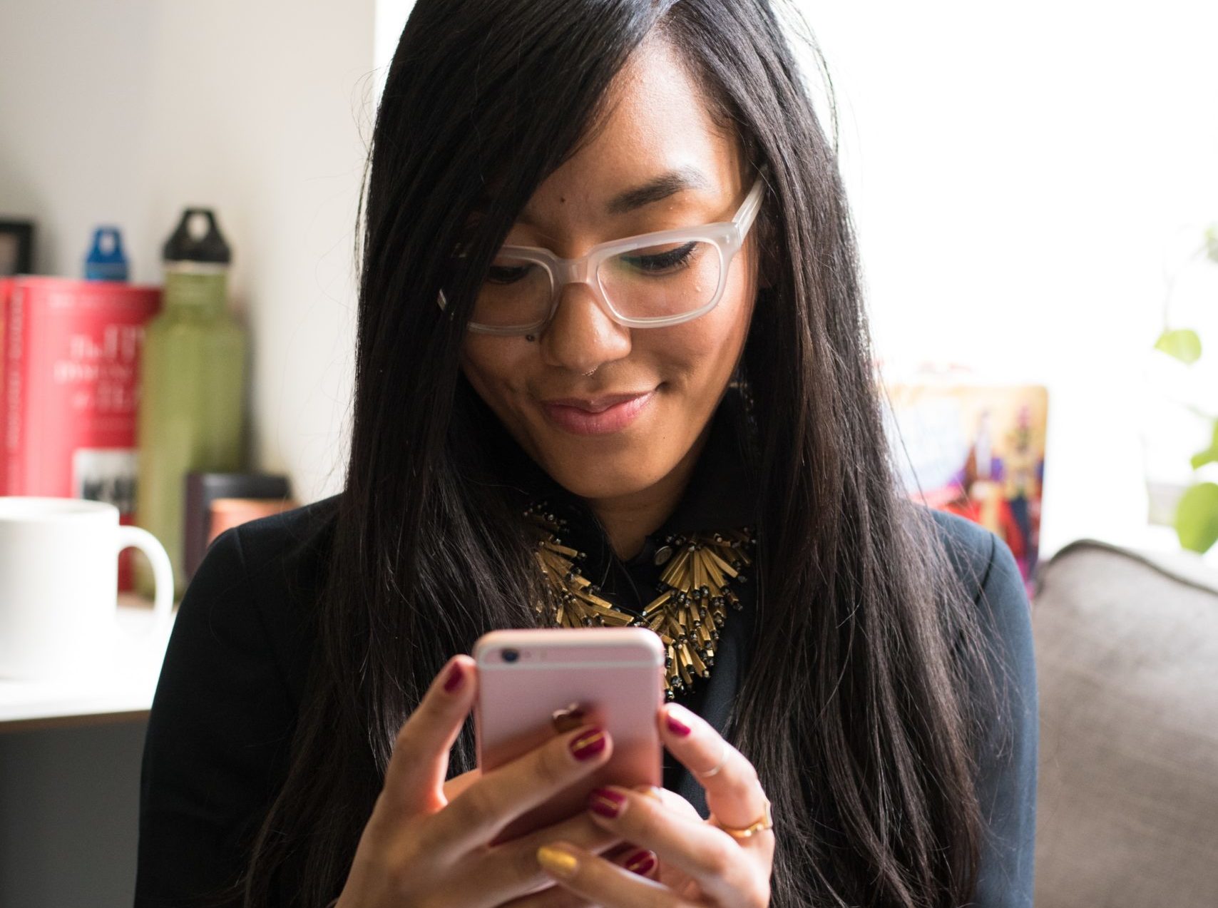 21 Empowering Instagram Accounts Every Latina Should Follow - HipLatina