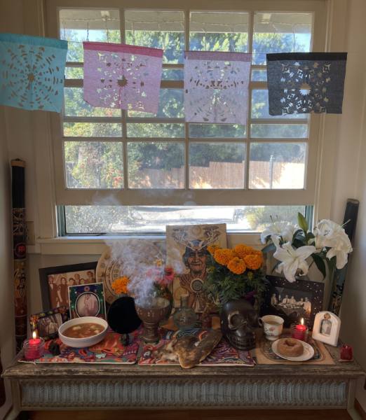 How to Build an Ancestral Altar for El Día de Los Muertos - HipLatina