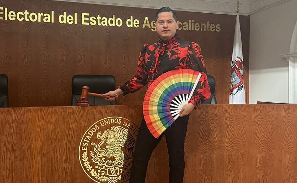 Thousands Protest Alleged Murder of Mexico's First Nonbinary Judge ...